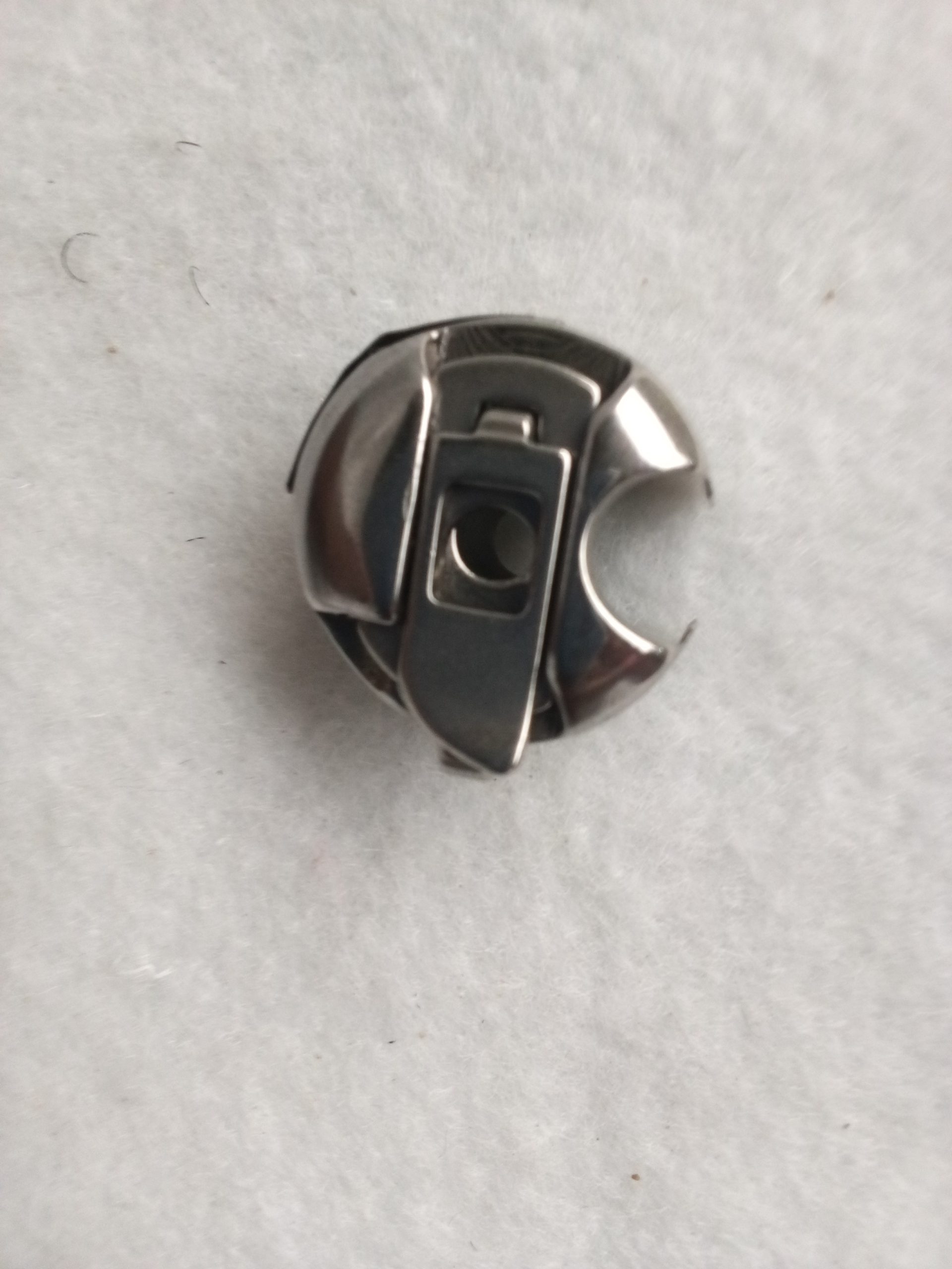 Industrial Sewing Machine shuttle - Home of fashion and tailoring goods ...